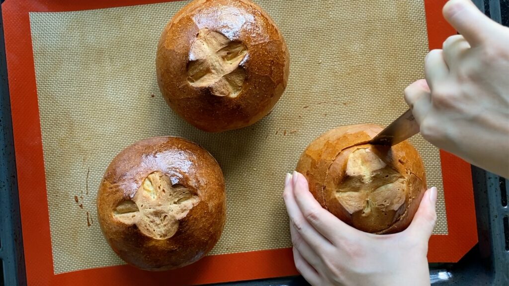 Learn How to Make Your Own Crusty Bread Bowl - The Bakeanista